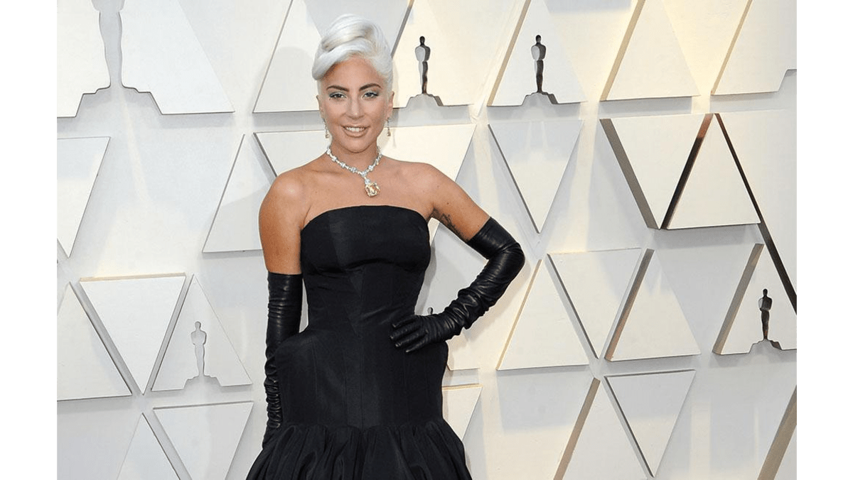Lady Gaga Spotted Kissing Mystery Man In Las Vegas 8days