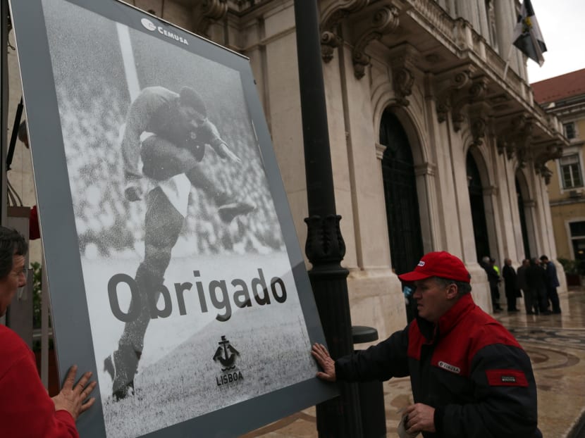 Gallery: Eusebio funeral: Thousands bid farewell to ‘king’ - TODAY