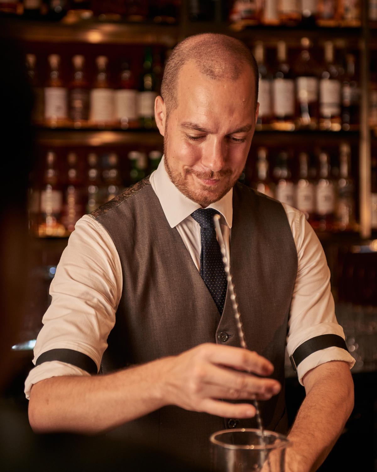 Top mixologists from London and Singapore tell us their secrets to ...