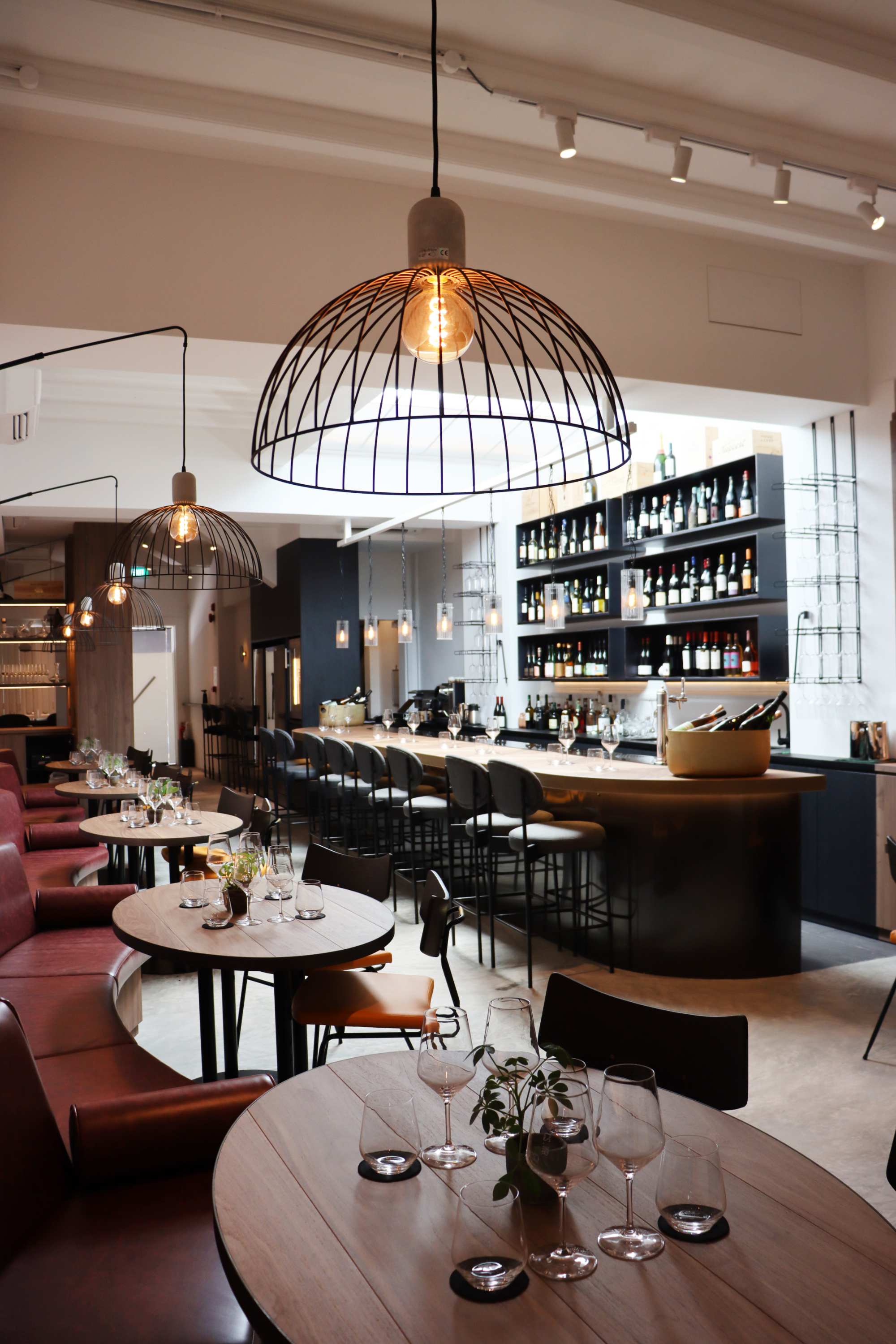 Club Street has a new wine bar. Here's what to expect - CNA Luxury