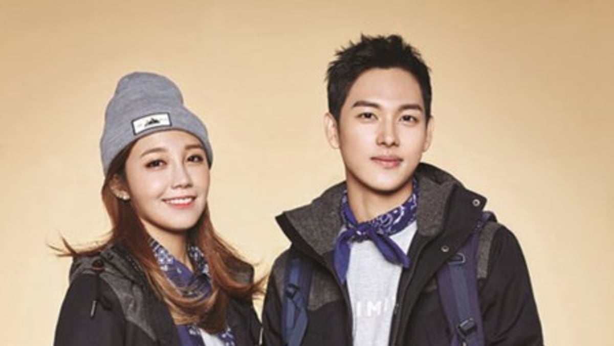 Apink′s Jung Eun Ji and ZE:A′s Im Si Wan Couple Up in Outdoor Clothing - 8days