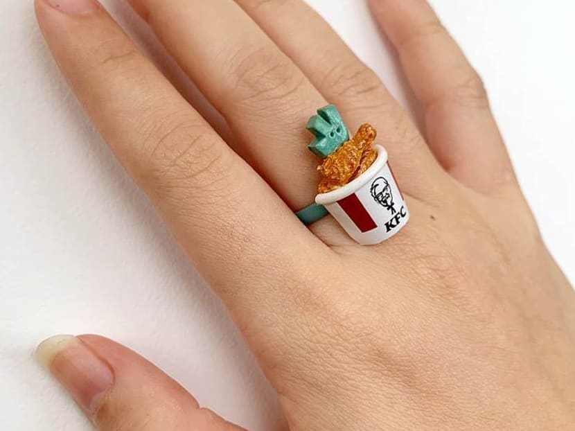 We Tried On The KFC x Deliveroo Fried Chicken Ring For Valentine’s Day ...