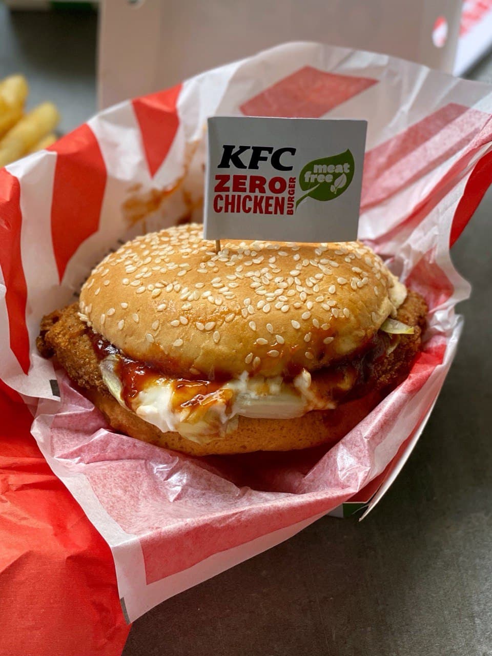 KFC’s New Zero Chicken Burger Isn’t Vegan Or Vegetarian-Friendly — Here ...