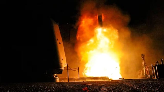 日本同美国签署购买400枚战斧长程巡航导弹交易协议 - 8world