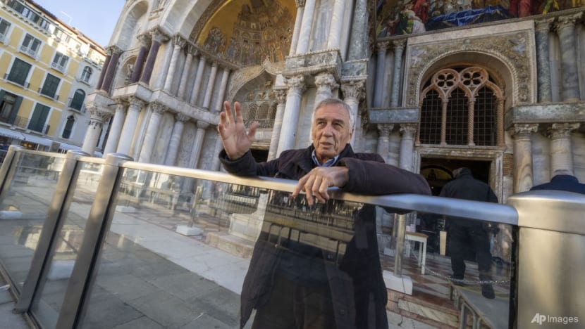Glass barriers keep Venice's iconic basilica dry - CNA