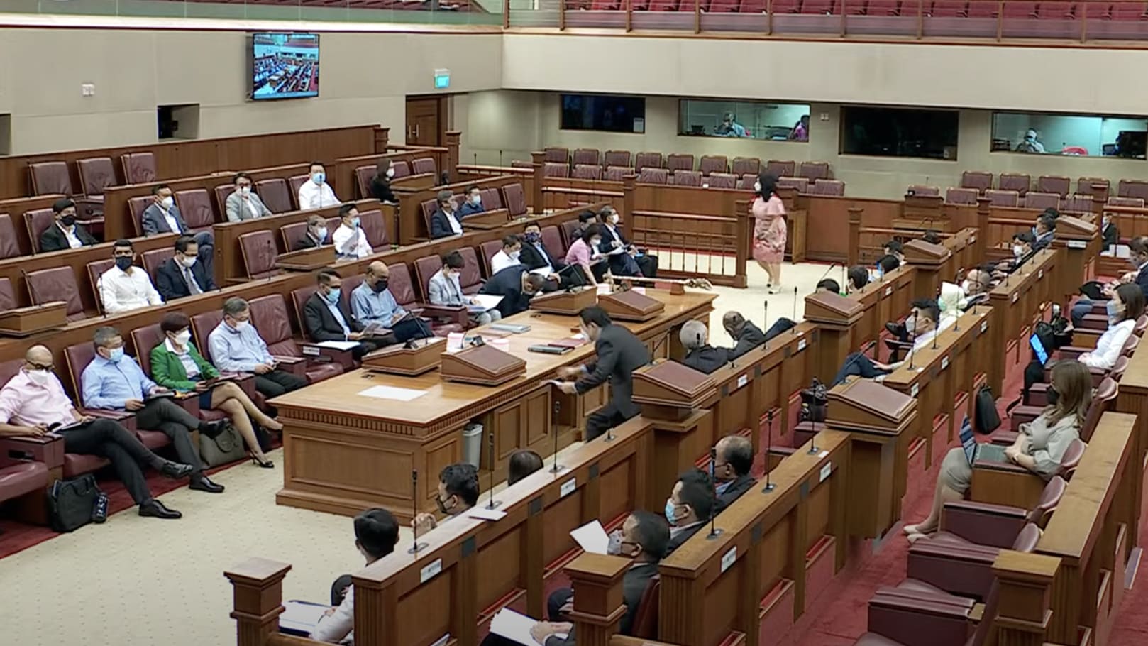 MPs sit together in Parliament's main chamber for first time in 2 years ...