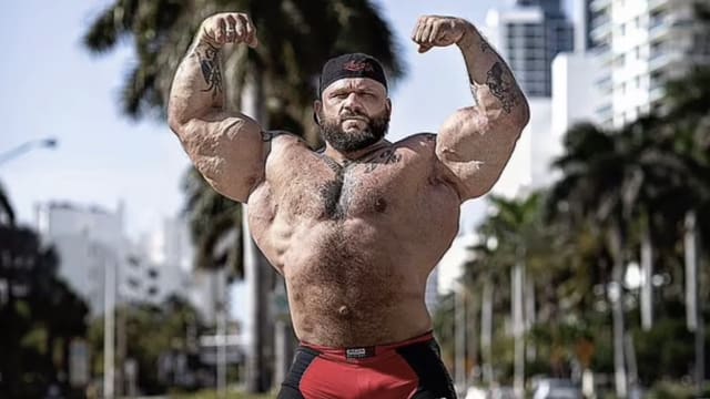 白俄健美网红36岁猝死 生前每天吃七餐 - 8world