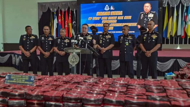 狮城毒贩马国被捕 在女儿名下店屋藏逾600万毒品 - 8world