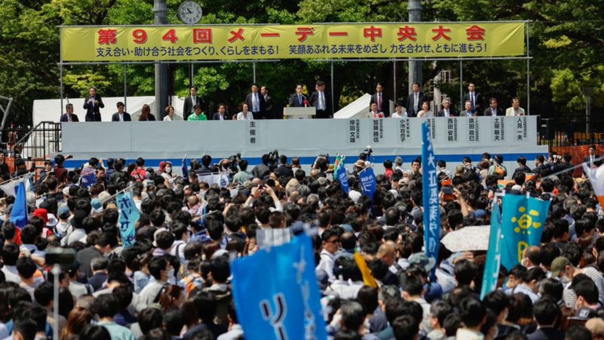 Japanese unions urge employers to continue wage hikes next year and ...