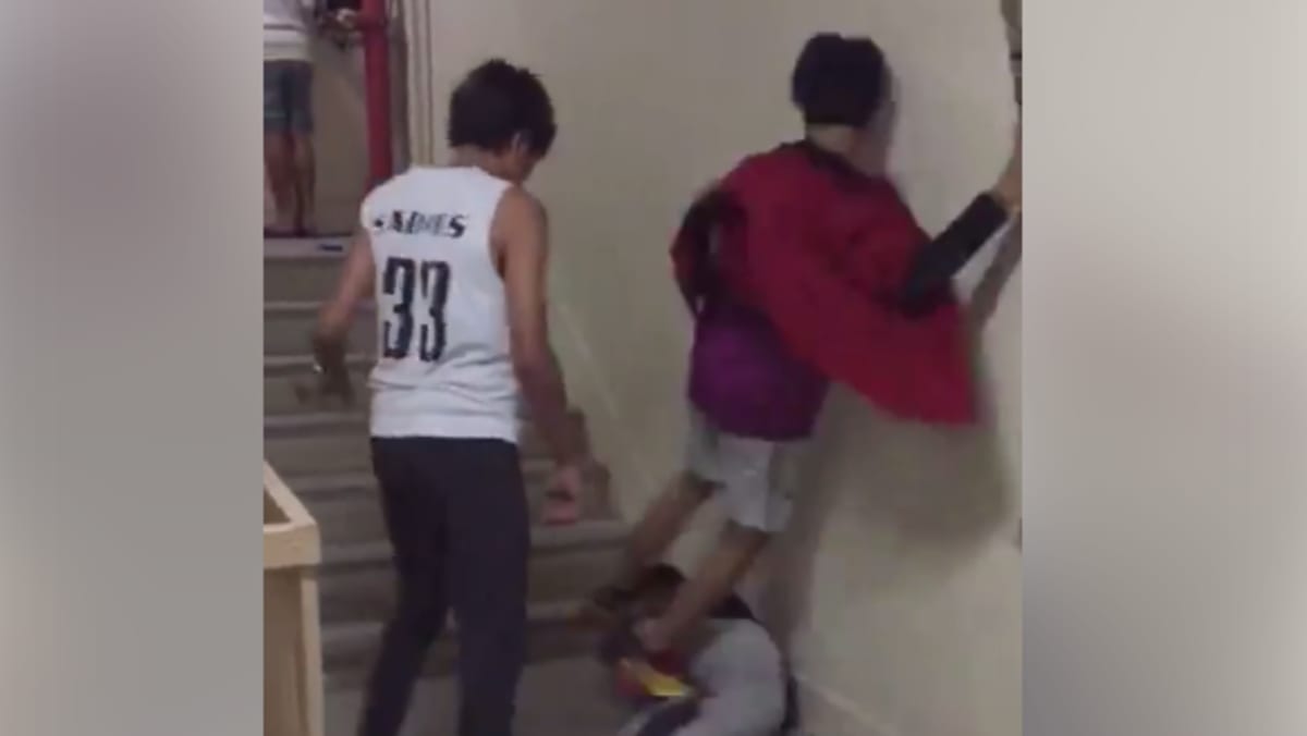 Police probe alleged student bullying after video of attack goes viral ...