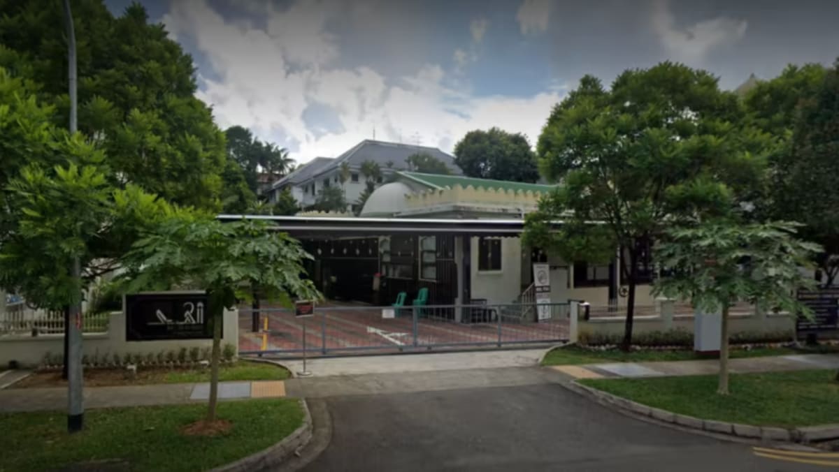 Lelaki dihukum penjara 6 bulan; curi wang derma masjid meski dapat ...