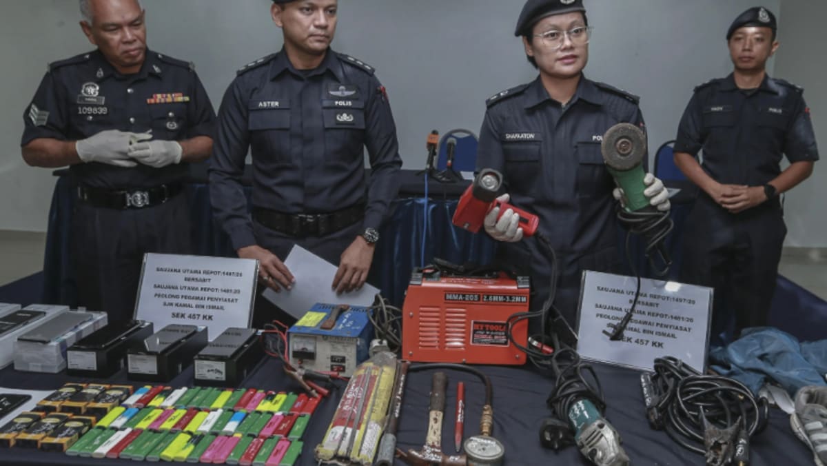 Polis tahan dua lelaki terlibat dalam siri pecah masuk dan mencuri di ...