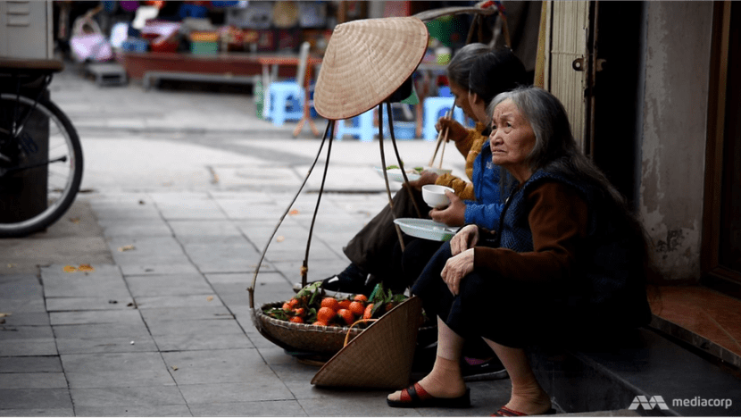 These angels bring warmth into the lives of Hanoi’s homeless elderly - CNA