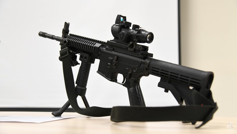 Dark shades, beige berets, submachine guns: The police counterterrorism ...