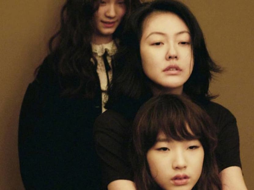 Dee Hsu’s 3 Daughters Just Shot A Fashion Campaign Together And They ...