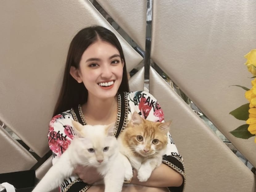 Hong Ling, 27, Who’s Never Been Outside Of Asia, Wants To Finish ...