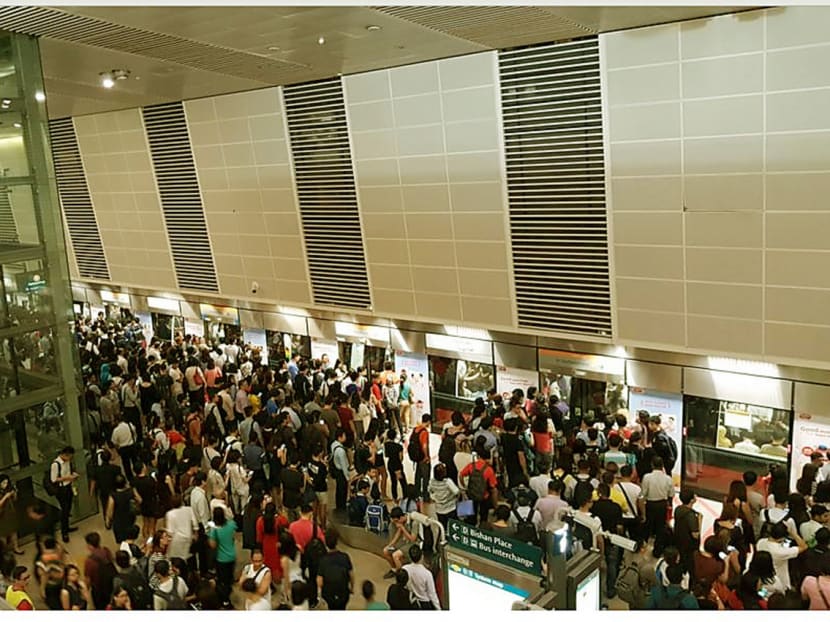 Frustrations mount as Circle Line delays persist for fifth day - TODAY