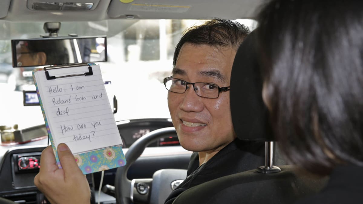 Uber helps hearing-impaired drivers to manage booking requests - TODAY