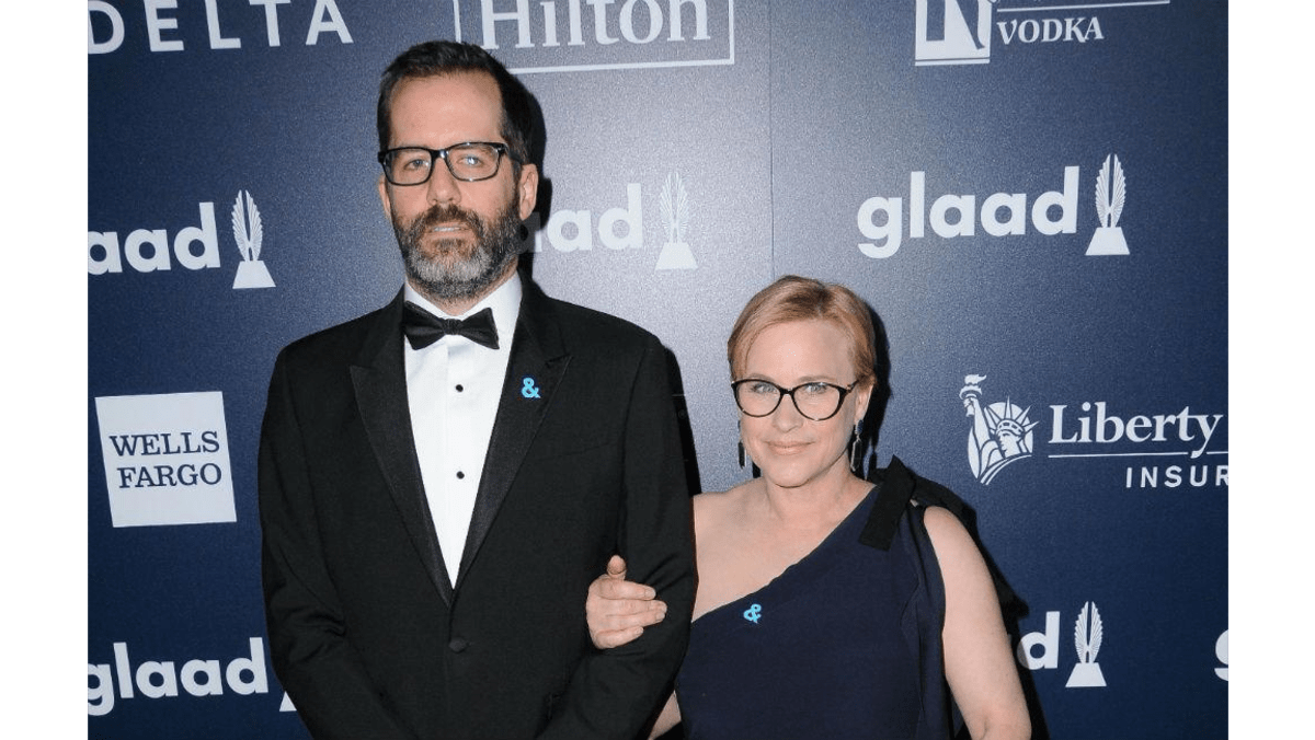 Patricia Arquette pays tribute to sister Alexis at GLAAD Awards - 8days