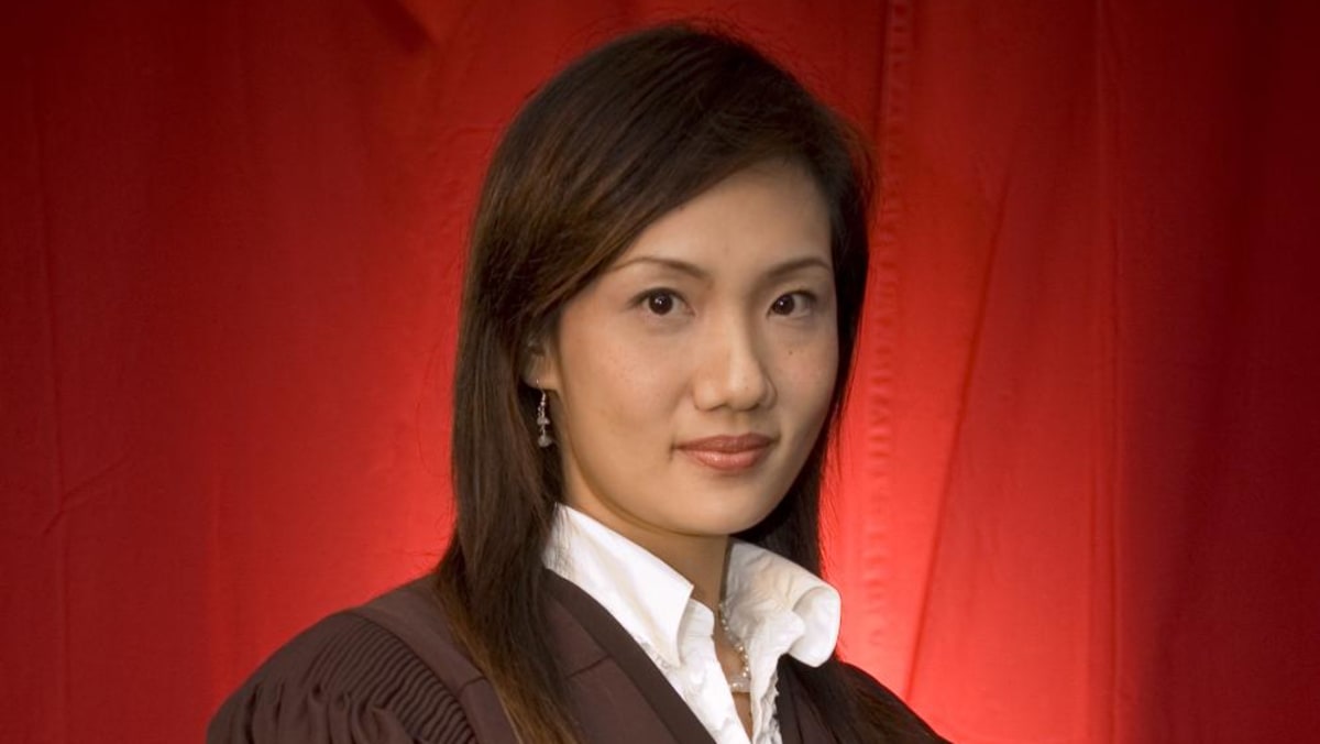 Stella Tan - CNA Luxury