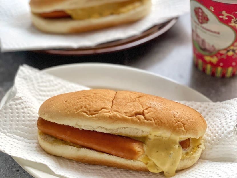 Joy Luck Teahouse Offering Wing Lok Yuen-Inspired Hotdog Bun With ...