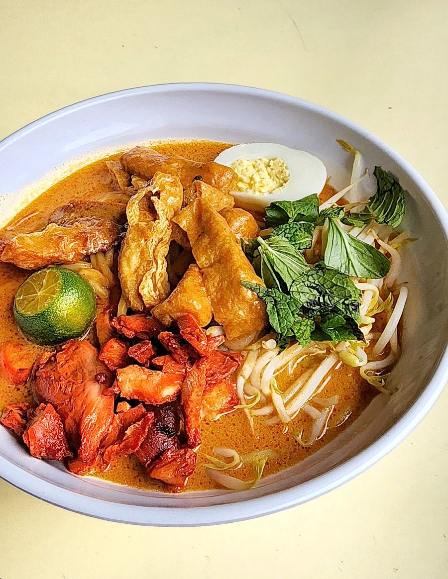 Guys Behind HDB Private Diner PasirPanjangBoy Open Hawker Stall Selling ...