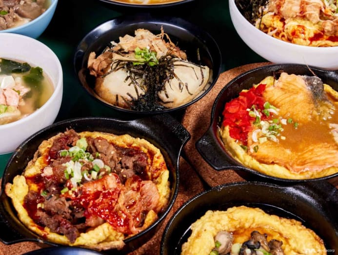 Osa Kaki Fuyong is a new hawker stall at Beauty World Food Centre - CNA ...