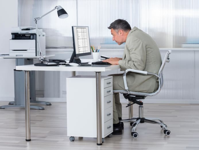 Do you hunch while using your handphone? It’s not healthy for your ...