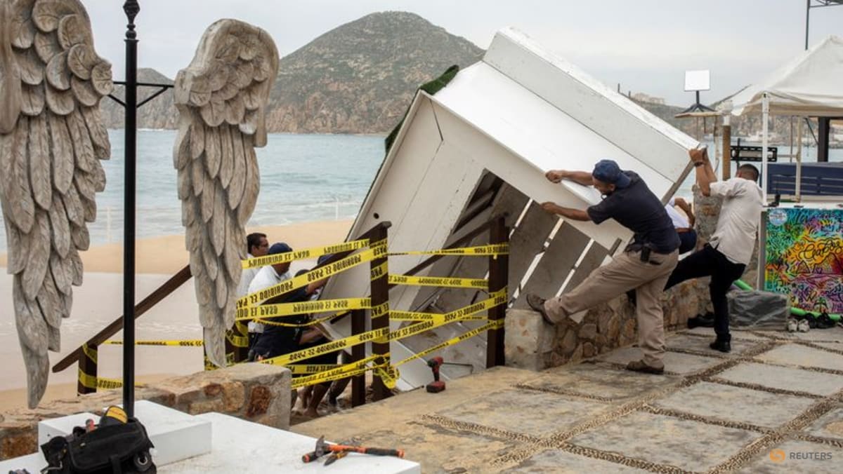 'Erratic' Hurricane Norma on track to hit Mexico's Baja California - TODAY