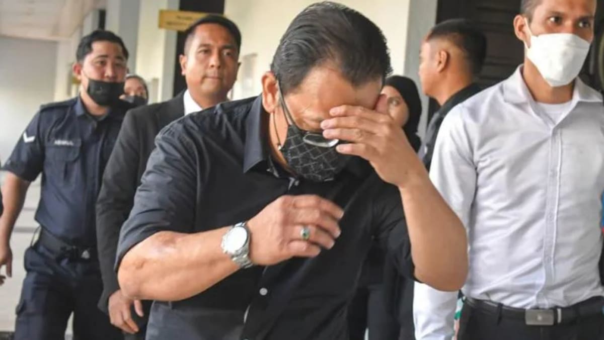 'Datuk Roy', pegawai SPRM didakwa terbabit rasuah supaya anak Muhyiddin ...