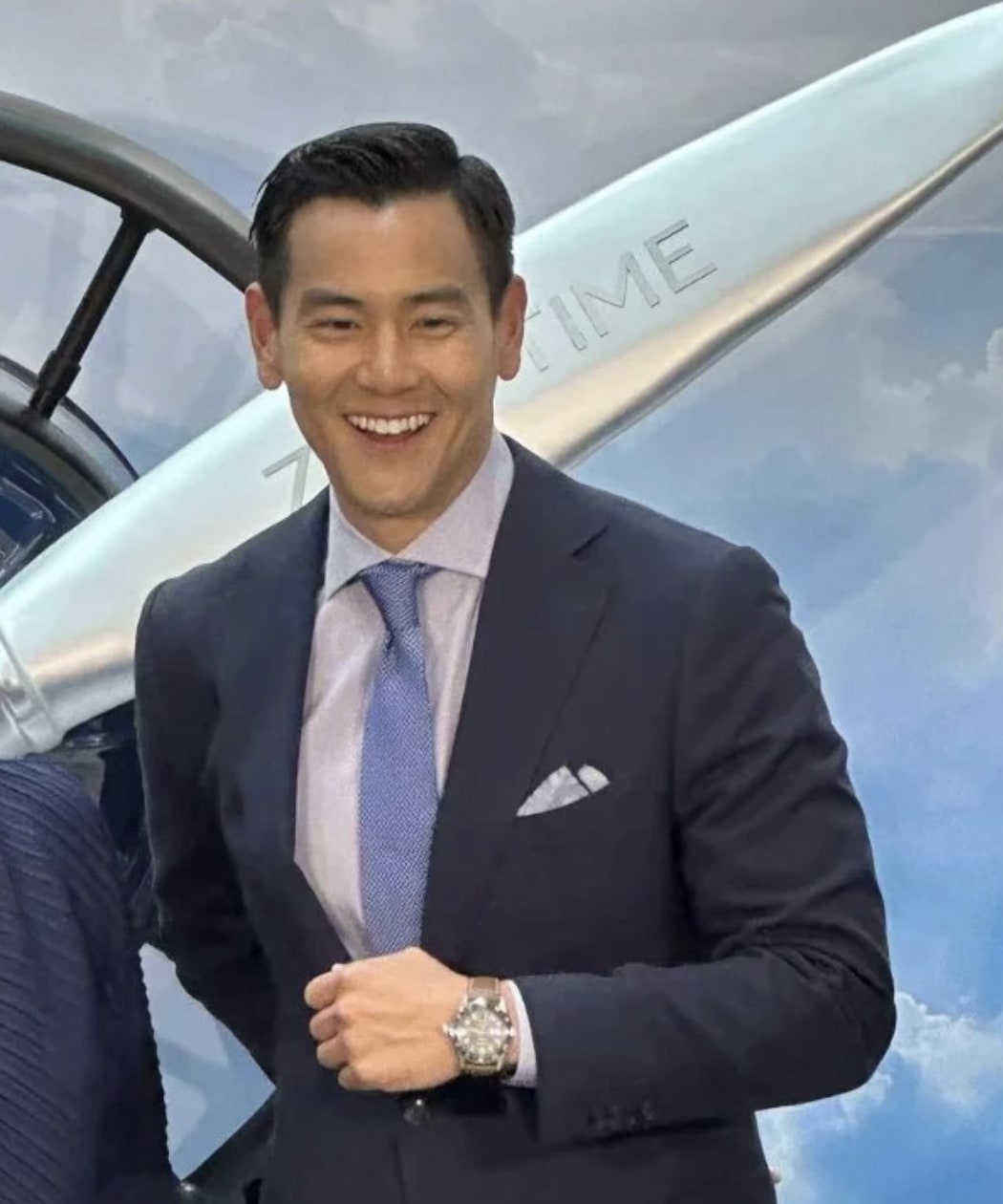 Eddie Peng Went From Looking Like He Was Losing His Hair To Having A ...