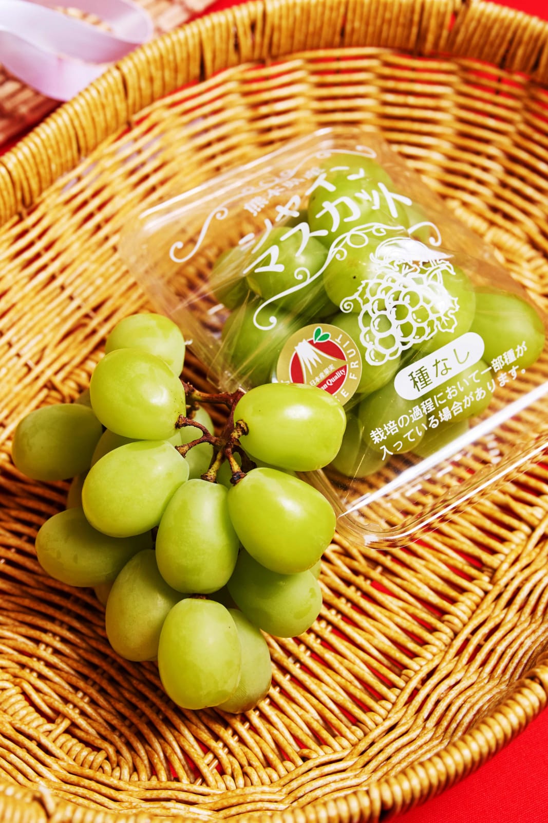 4 Irresistible Japanese Fruits To Buy Now, From Gummy-Like Grapes To ...