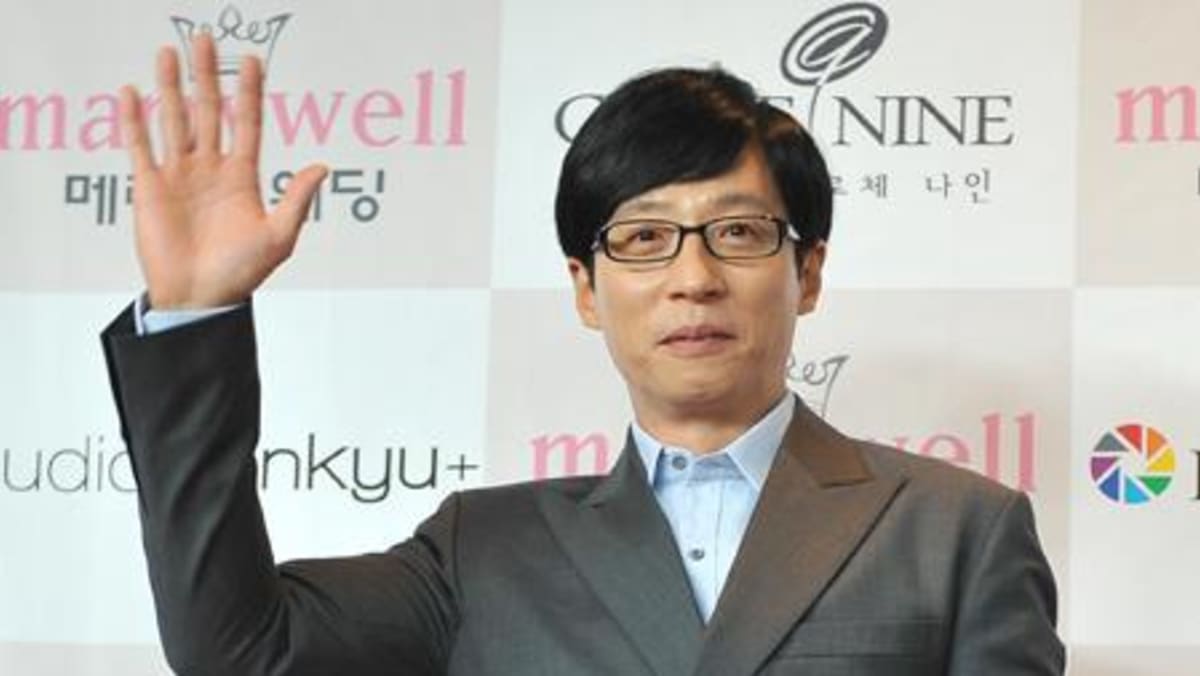 Yoo Jae Suk Signs Exclusive Contract with FNC - 8days