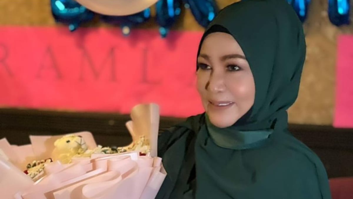 Ramlah Ram tidak setuju lagu Raya 'terlalu dimodenkan' - BERITA Mediacorp