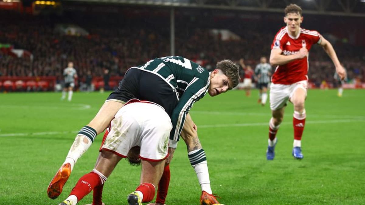 Manchester United slump to 2-1 defeat at resurgent Forest - CNA