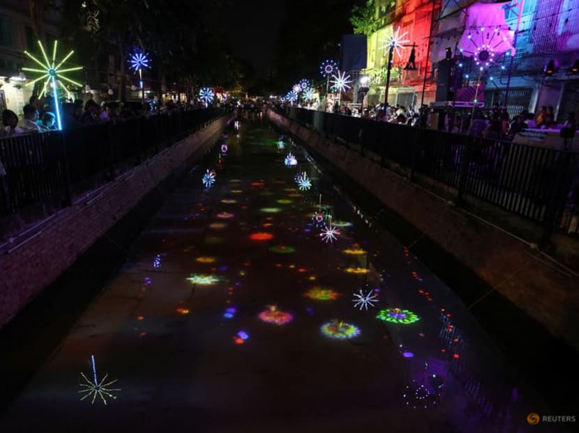 Thais give digital spin to ancient 'floating basket' festival - TODAY