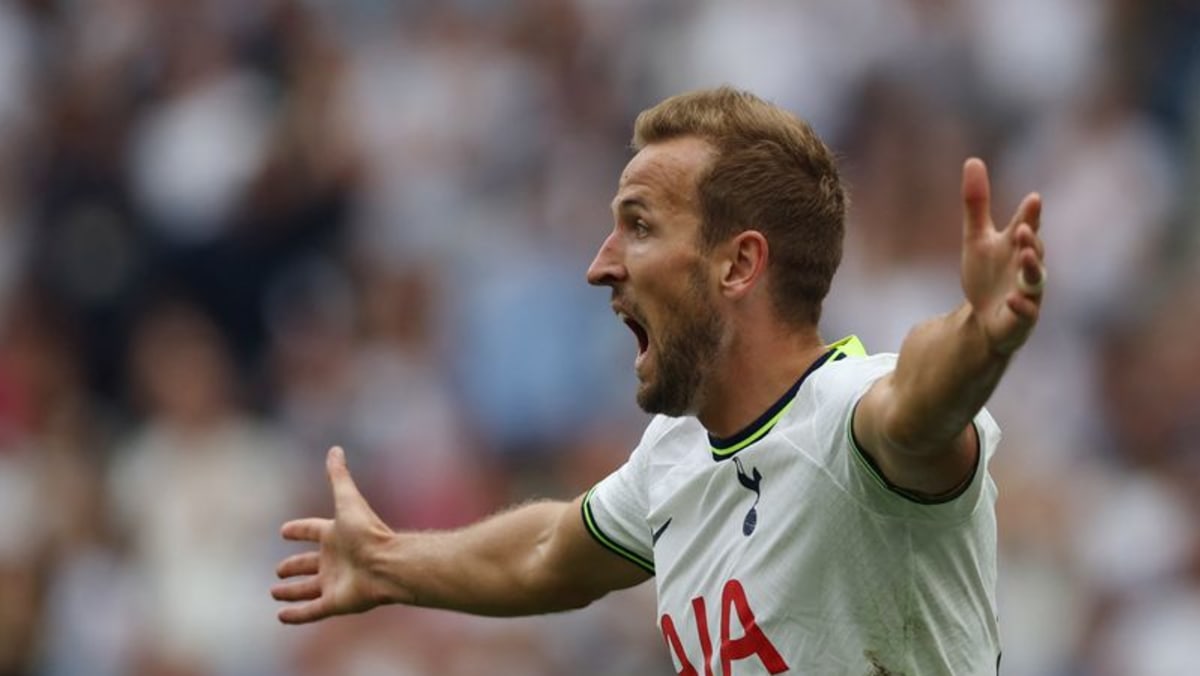 Kane sets record with Tottenham winner against Wolves - CNA