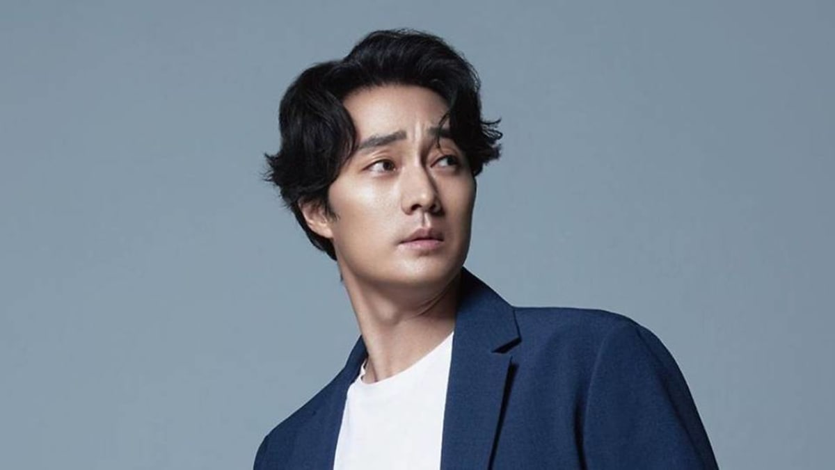 Korean actor So Ji-sub ties the knot with former TV presenter ...