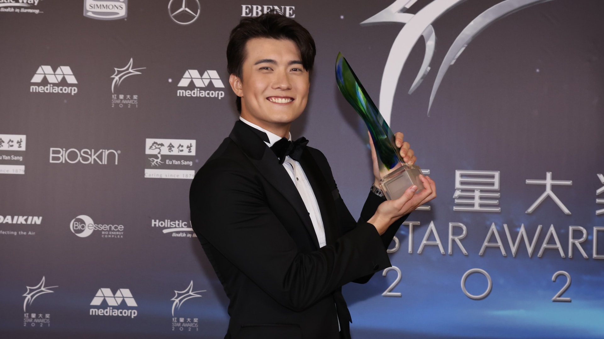 Zhang Zetong Says There’s More Pressure Than Honour Winning Star Awards ...