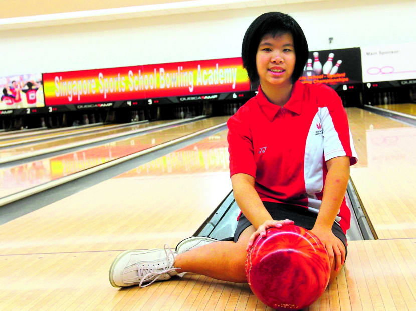 Bowling talent strikes out in new school - TODAY