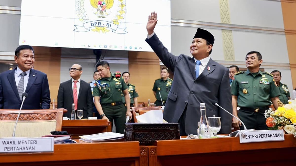 Prabowo ikrar naikkan gaji hakim demi hapuskan rasuah - BERITA Mediacorp Prabowo ikrar naikkan gaji hakim demi hapuskan rasuah - BERITA Mediacorp