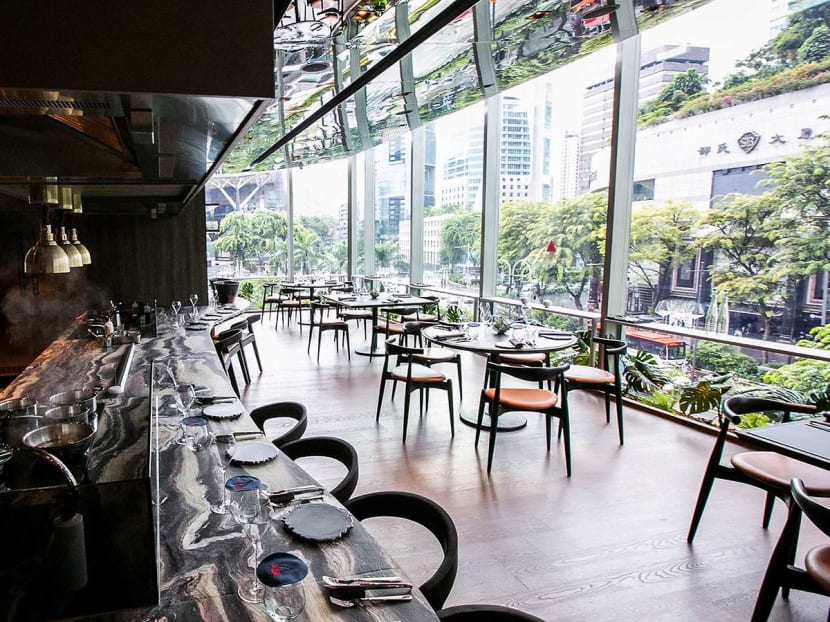 A Modern Chinese New Year Feast With A View Of Orchard Road At V Dining ...