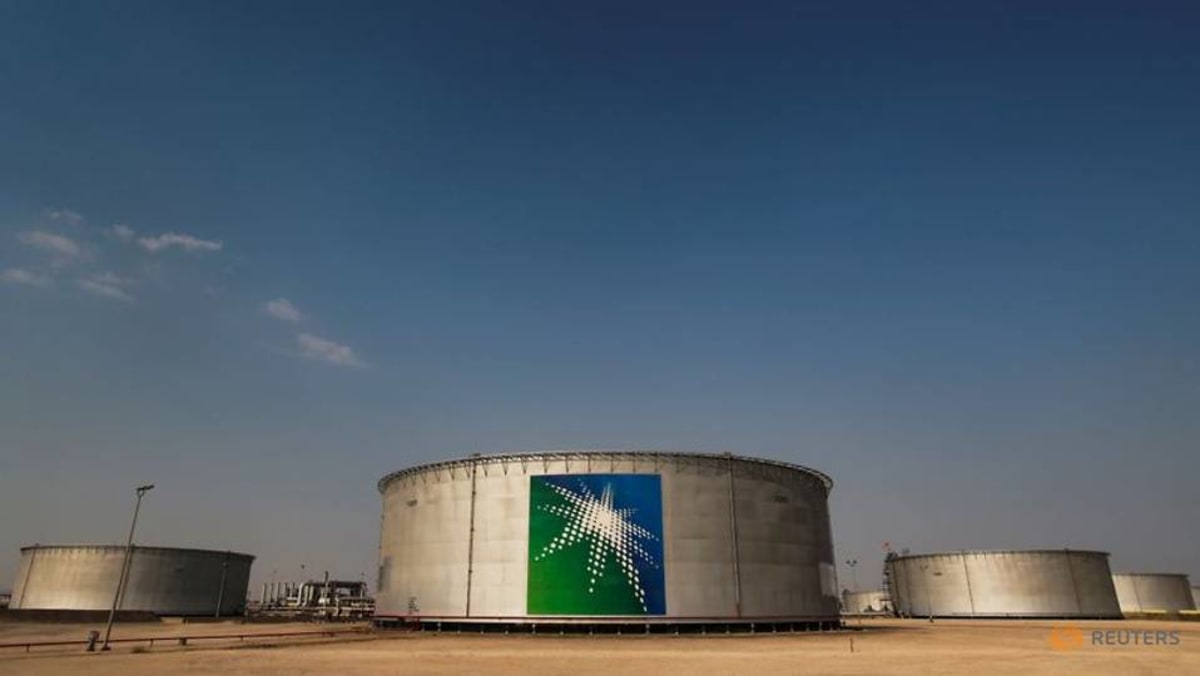 Saudi to cut oil output by another 1 million barrels a day - CNA