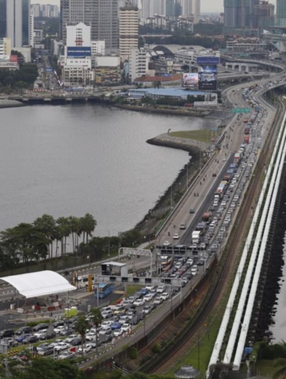 Inconsiderate drivers add to traffic congestion at checkpoints, says K ...