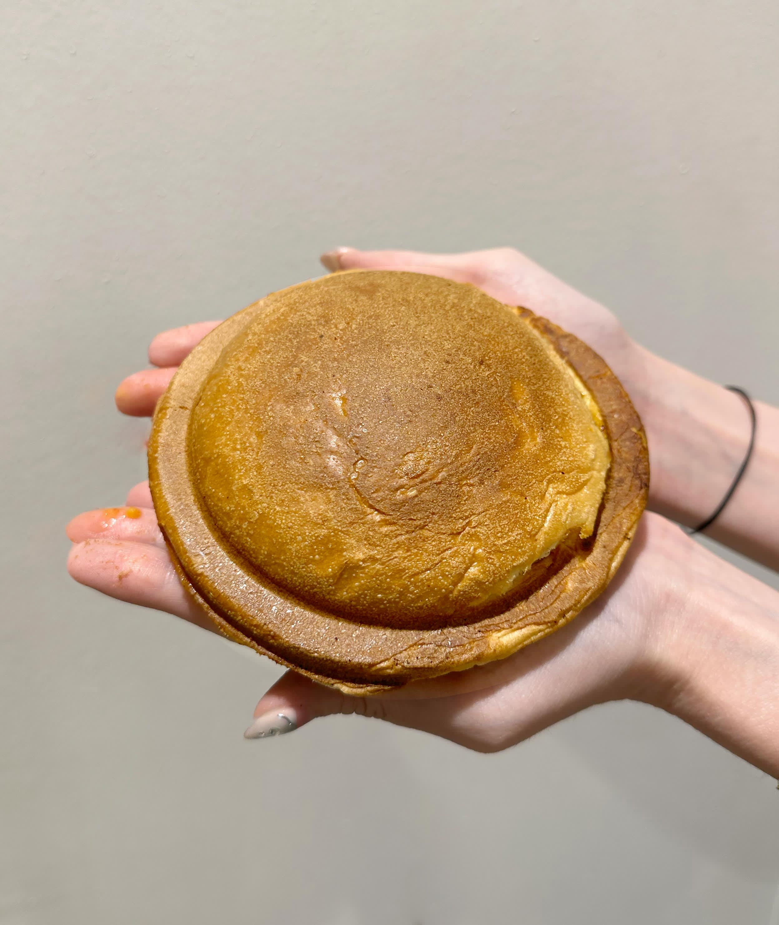 Cute Korean-Inspired UFO-Shaped Burgers At Orchard Road Food Kiosk - 8days