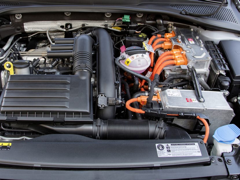 The hybrid Golf GTE gives you the best of both worlds - TODAY