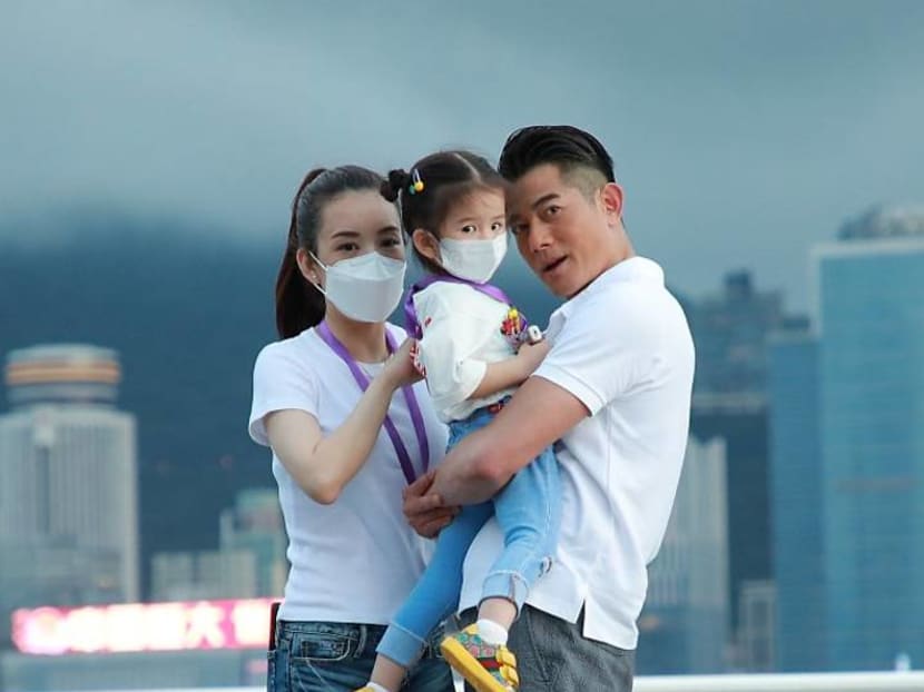 Aaron Kwok’s Oldest Daughter Met The Media For The First Time At His ...