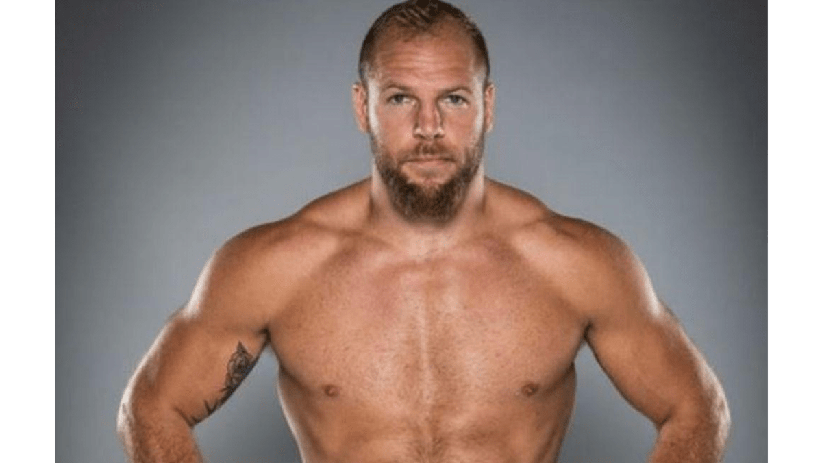 James Haskell becomes MMA fighter - 8days