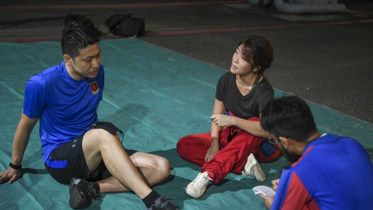 Getting to know Singapore's Chief of Army by jumping out of a plane ...