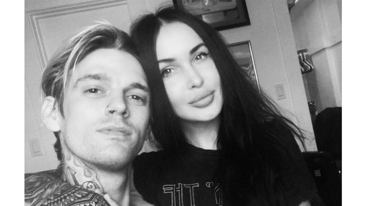 Aaron Carter is in love - 8days